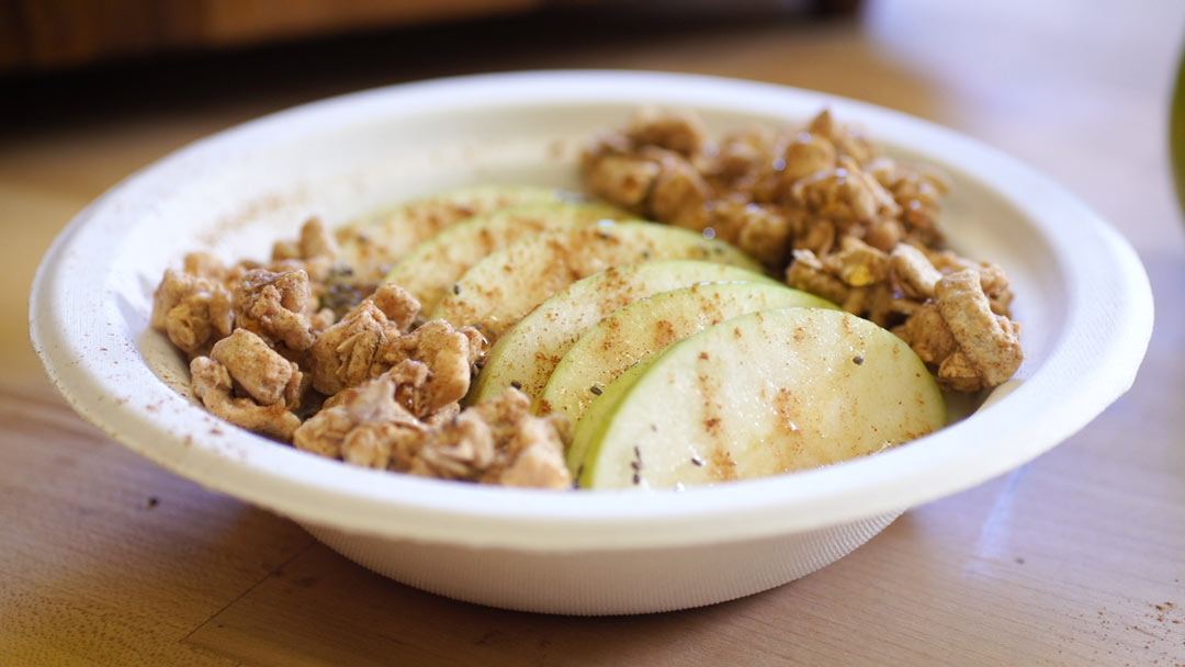 Apple Cinnamon Yogurt Bowl Recipe - Chinet®