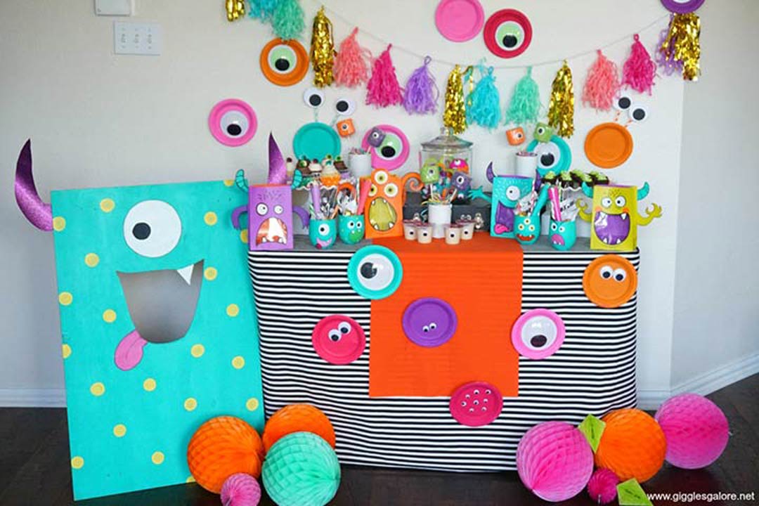 Colorful Monster Mash Halloween Party - Chinet®