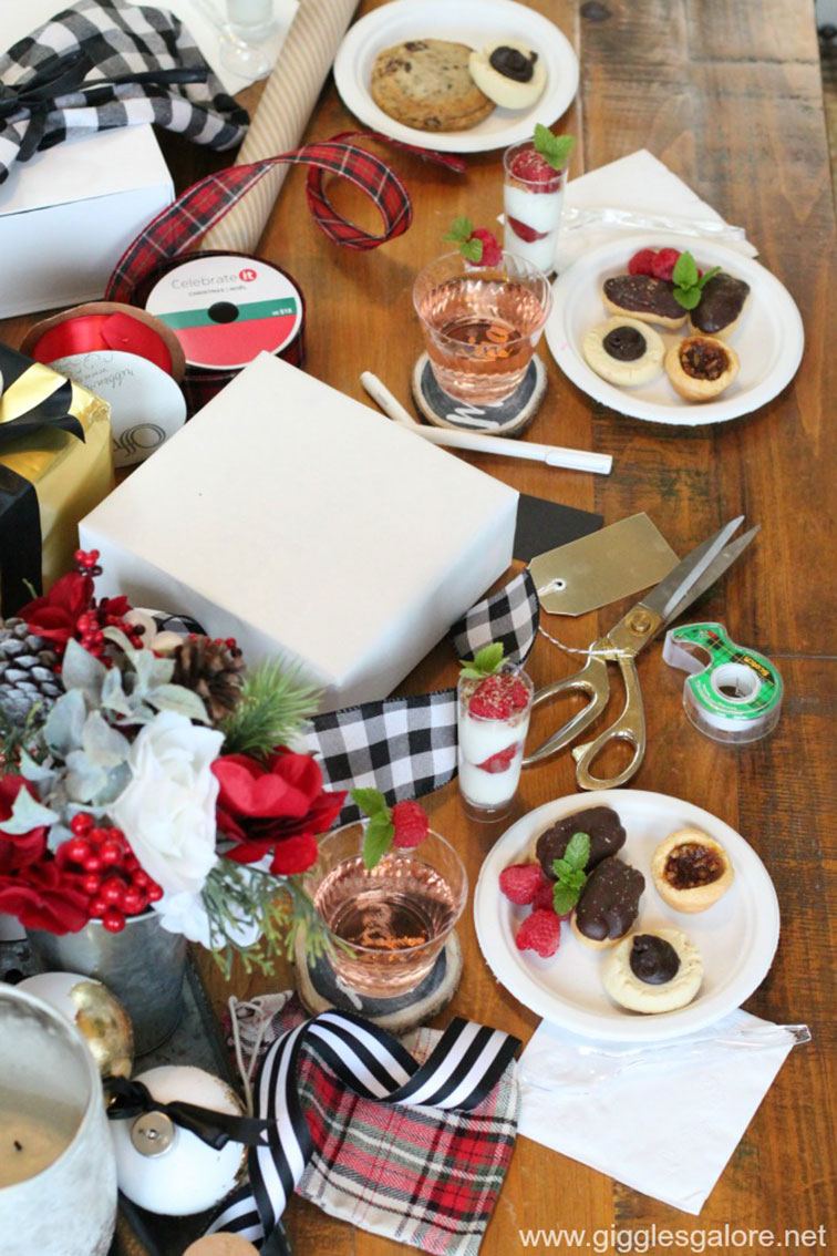 Gift Wrapping | How to Host a Gift-Wrapping Party | Chinet®